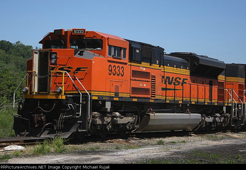 BNSF 9333